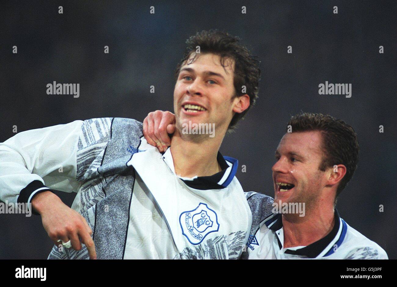 Wimbledon v Everton.. Duncan Ferguson celebrates his first goal since ...