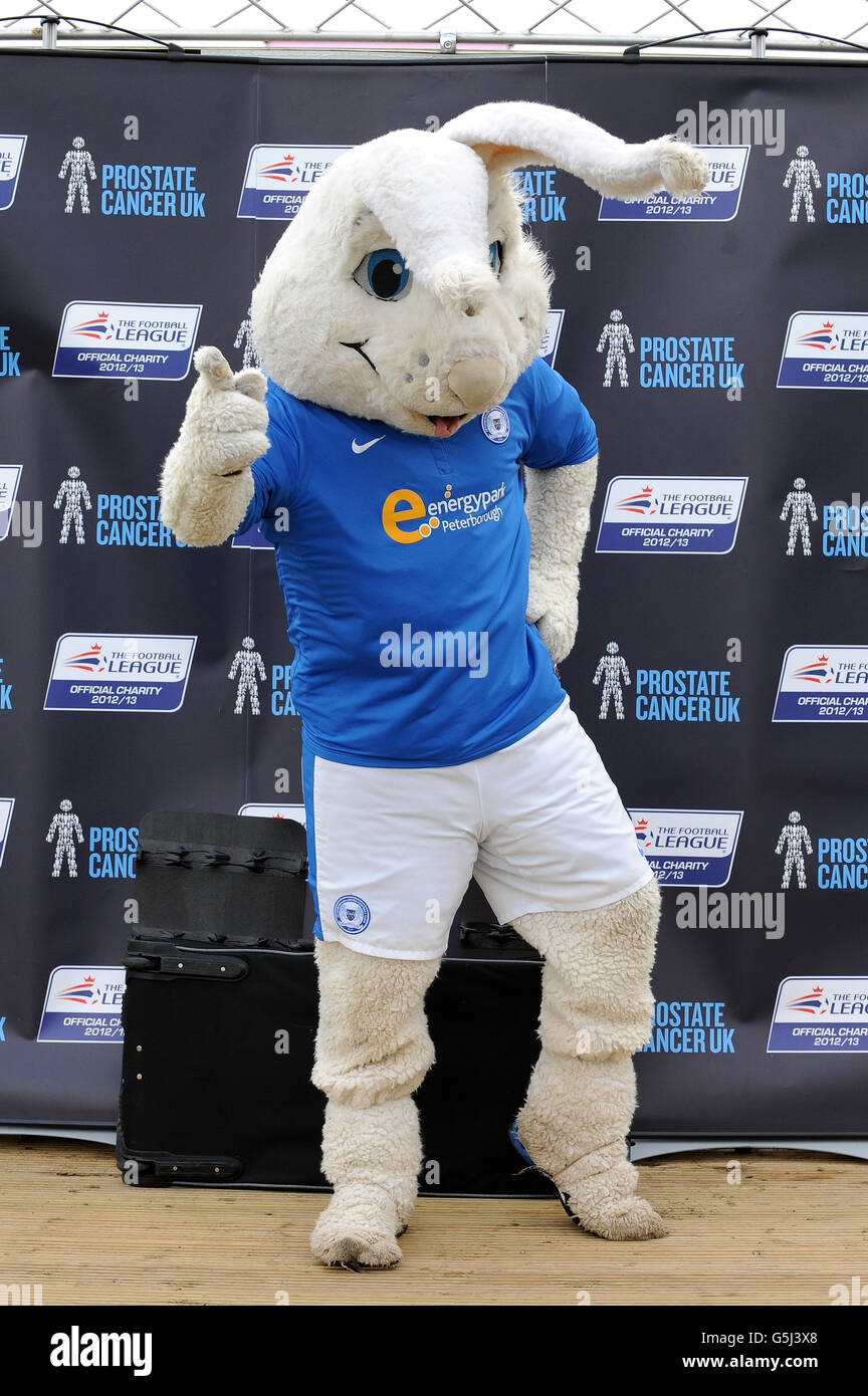 Soccer - Football League Charity Mascot Race 2012 - Doncaster ...