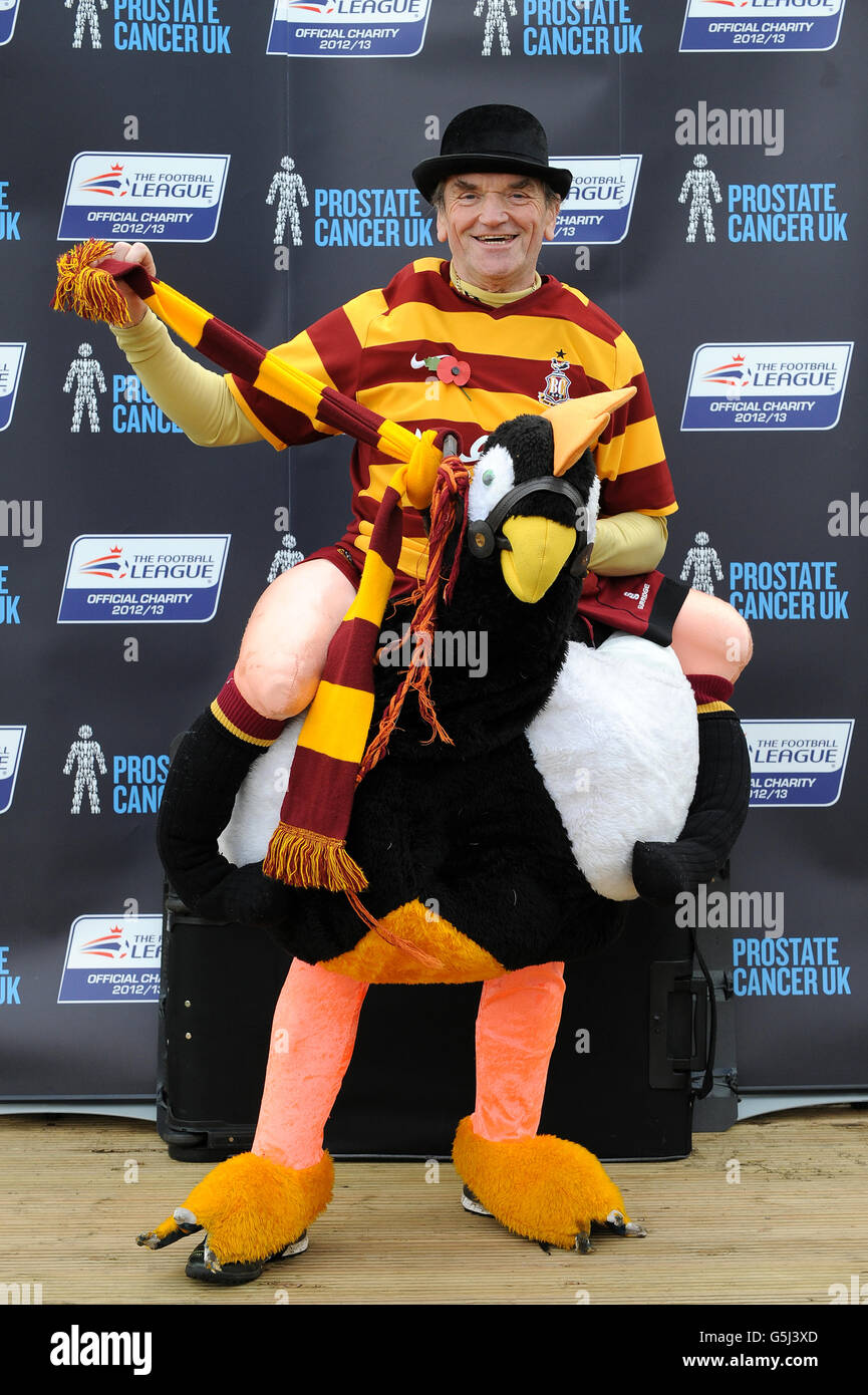 Soccer - Football League Charity Mascot Race 2012 - Doncaster ...