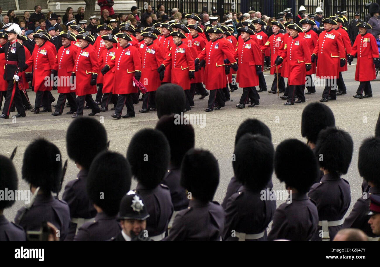 Remembrance Day Parade Stock Photo - Alamy