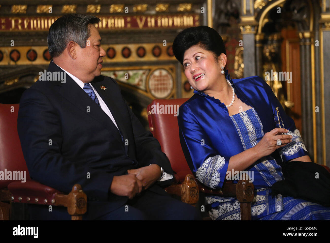 The Wife Of The President Of The Republic Of Indonesia High Resolution ...