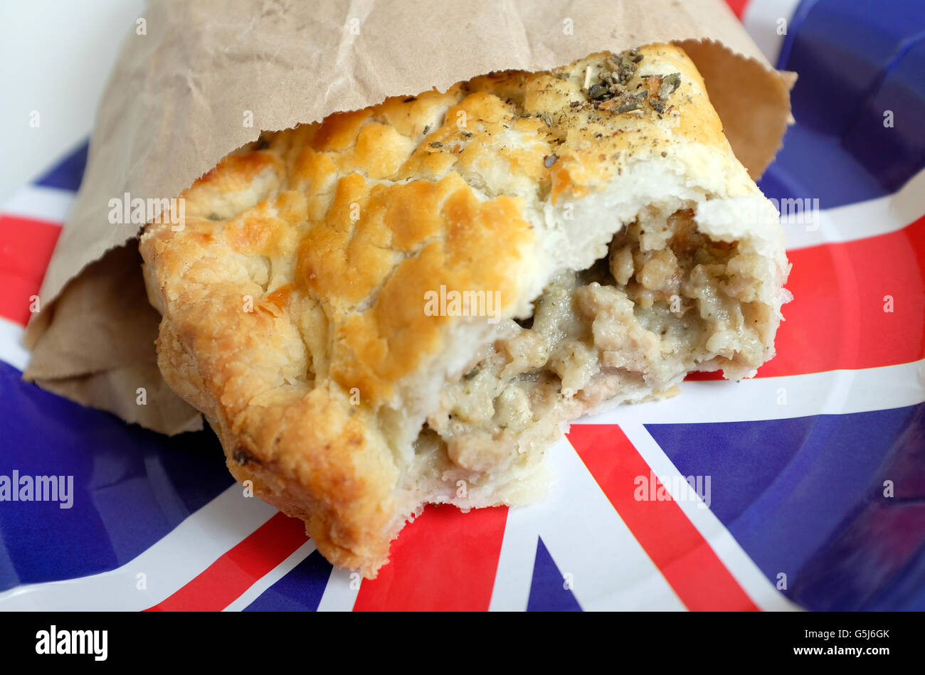 Union jack food pie hi-res stock photography and images - Alamy
