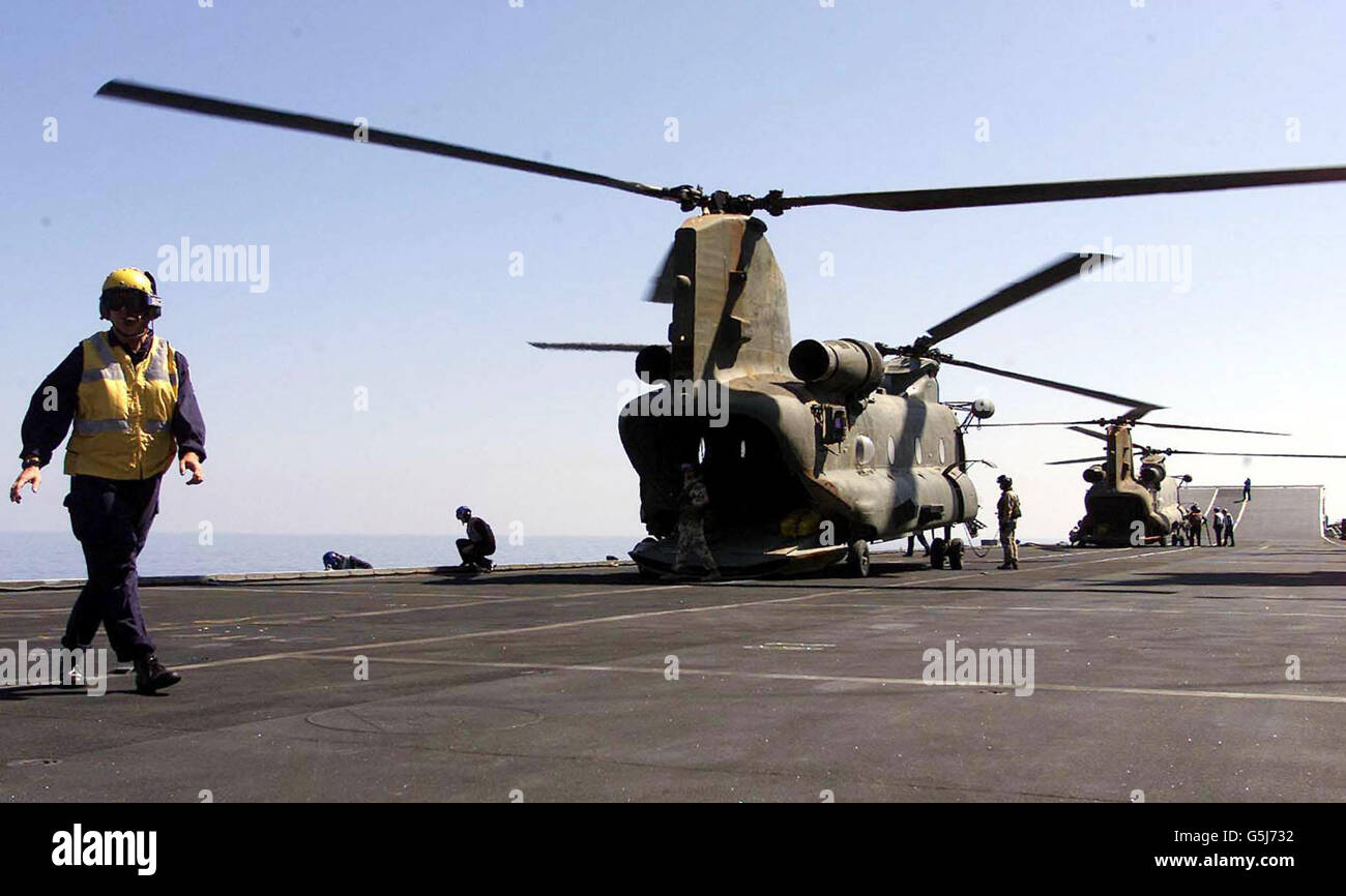 British Troops Exercises Oman Stock Photo - Alamy