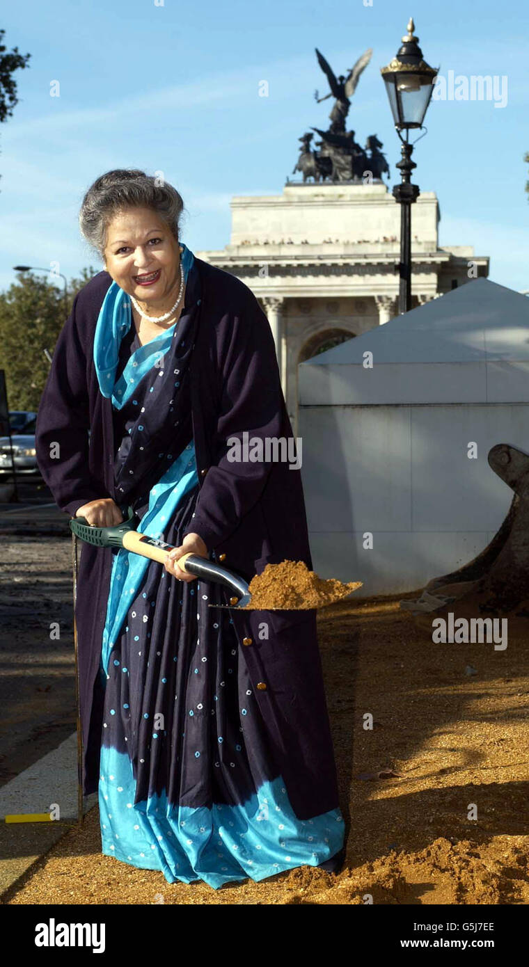 Flather hi-res stock photography and images - Alamy