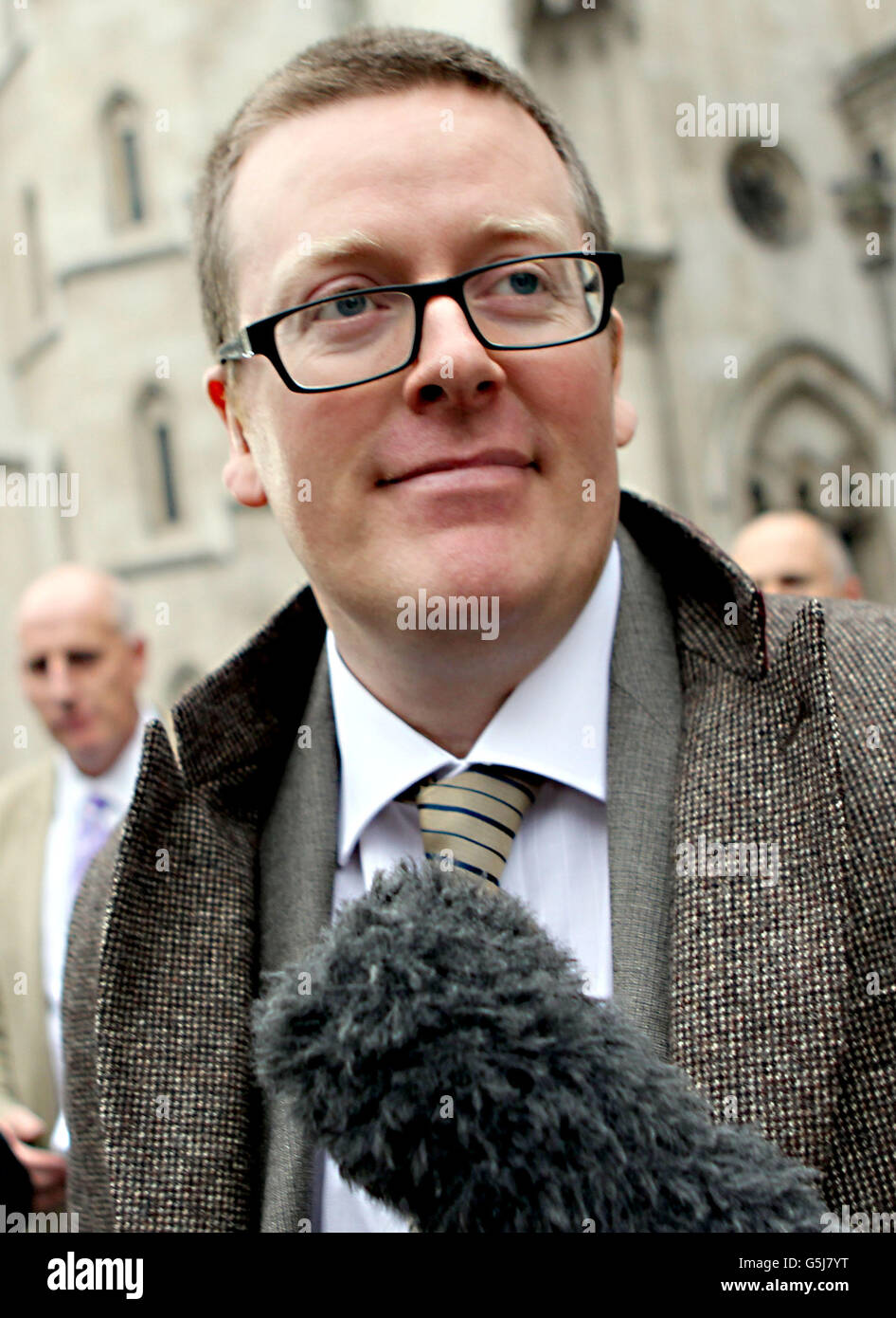Comedian frankie boyle high court hi-res stock photography and images ...