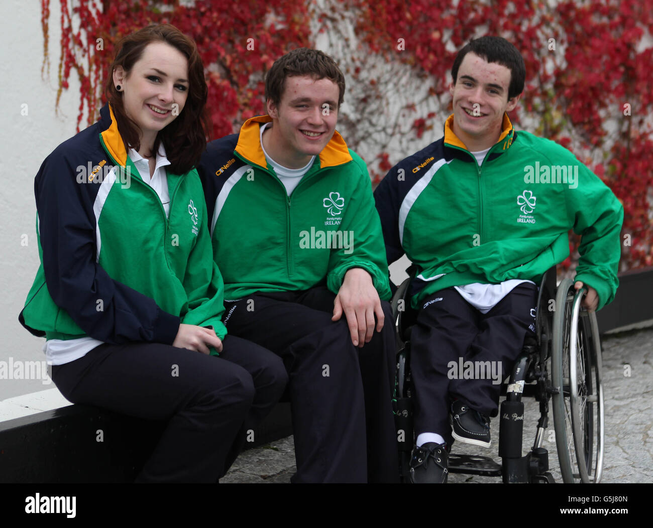 Irelands paralympic swimmers left to right ellen keene hi-res stock ...