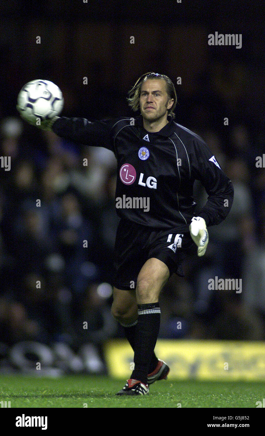 Ian worthington hi-res stock photography and images - Alamy