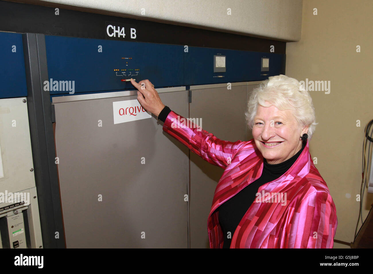 RETRANSMISSION AMENDING TOPIC AND KEYWORD Dame Mary Peters hits the ...