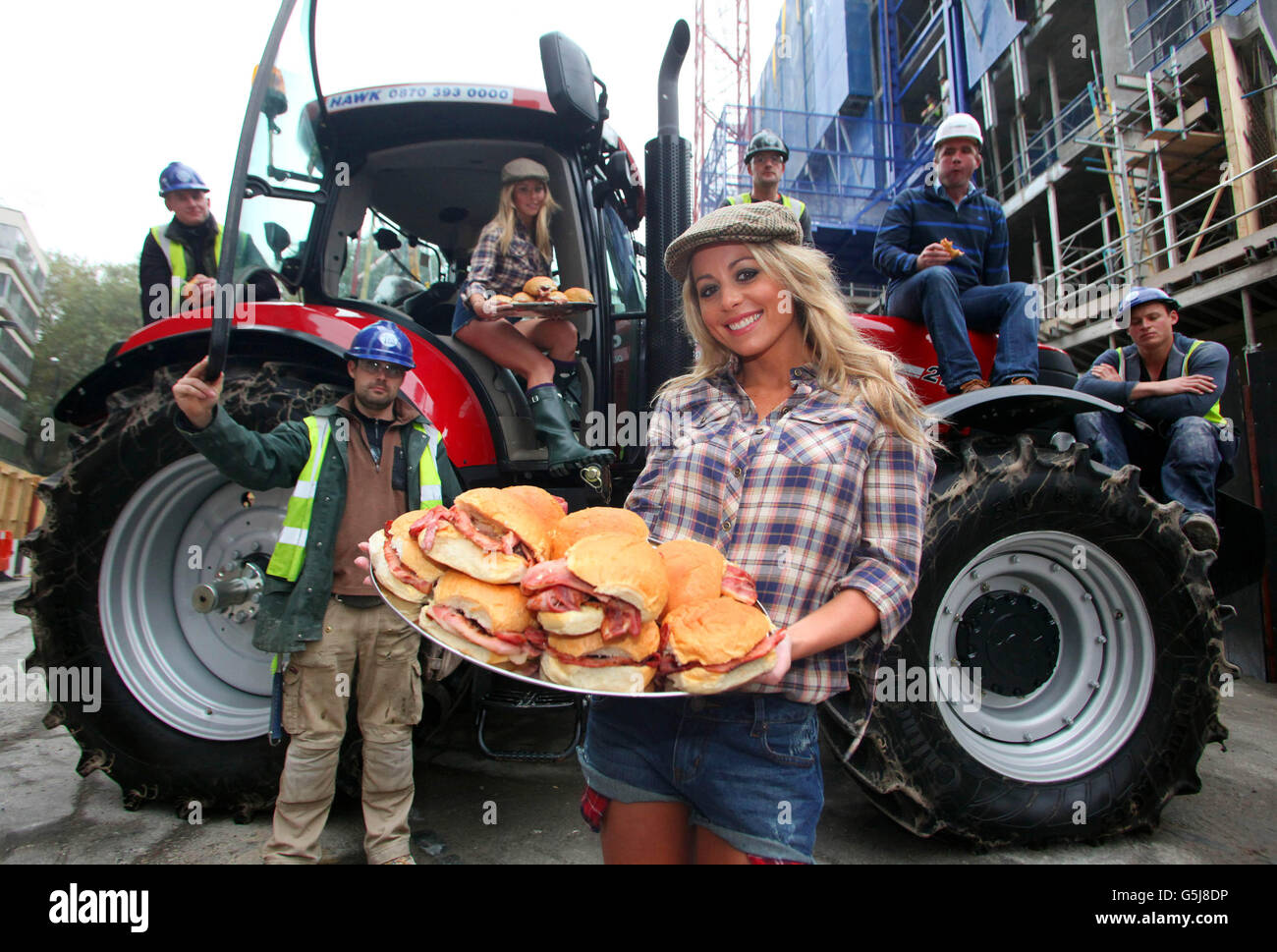 Consumer Rugby High Resolution Stock Photography and Images - Alamy