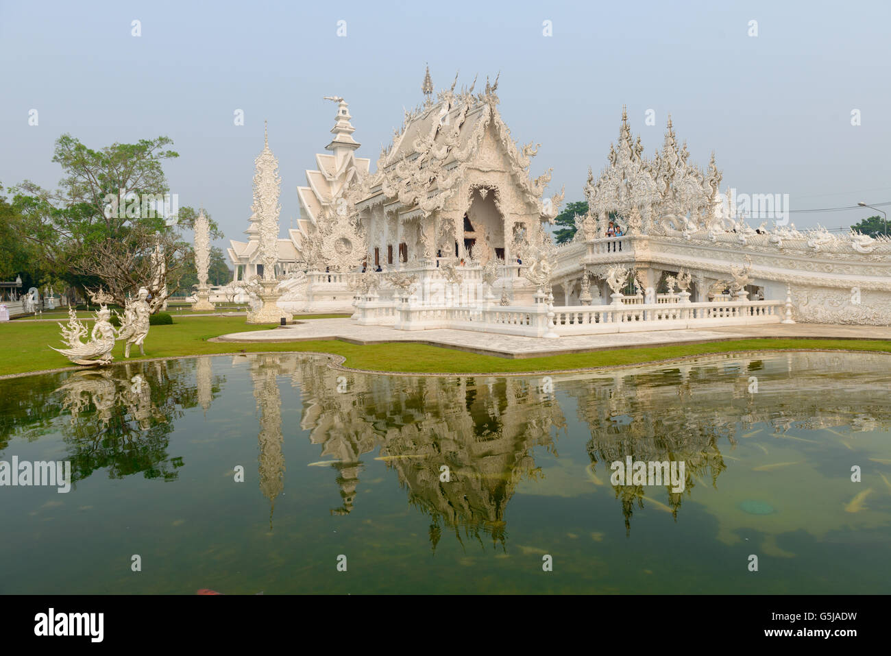 Modern temple chiang rai hi-res stock photography and images - Alamy