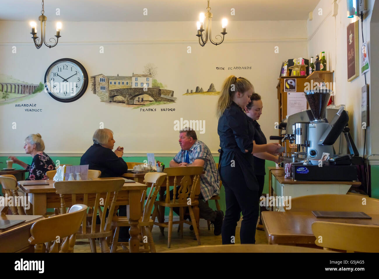English cafe interior hi-res stock photography and images - Alamy