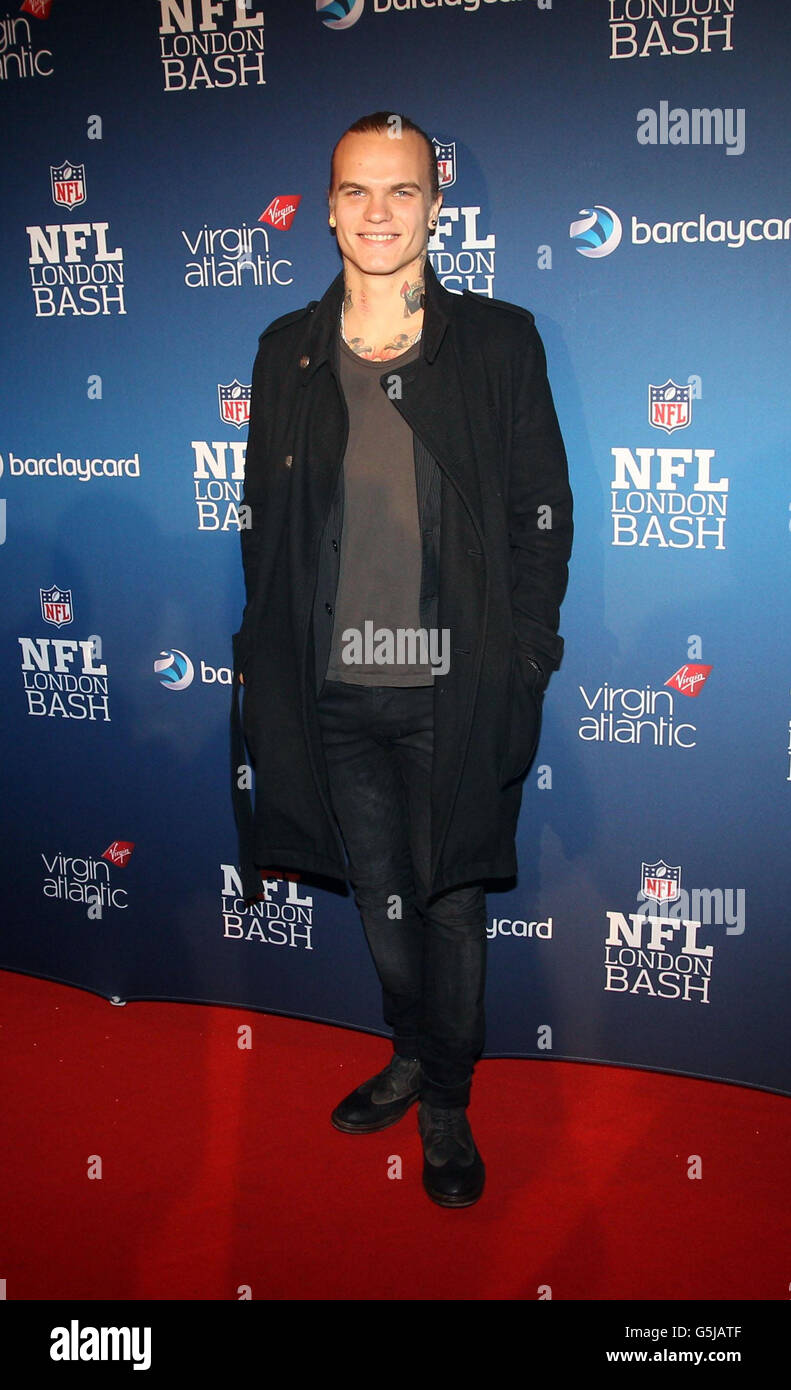 NFL pre-game party Stock Photo - Alamy