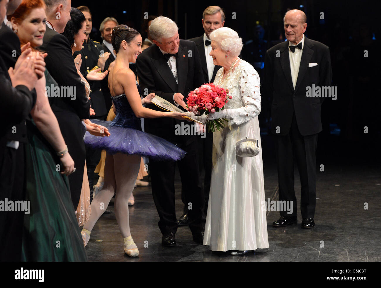 Queen at Royal Opera House event Stock Photo - Alamy
