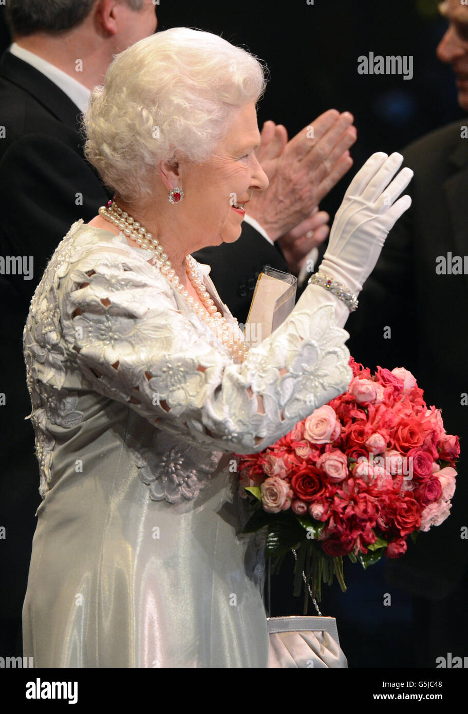 Queen royal opera house event hi-res stock photography and images - Alamy