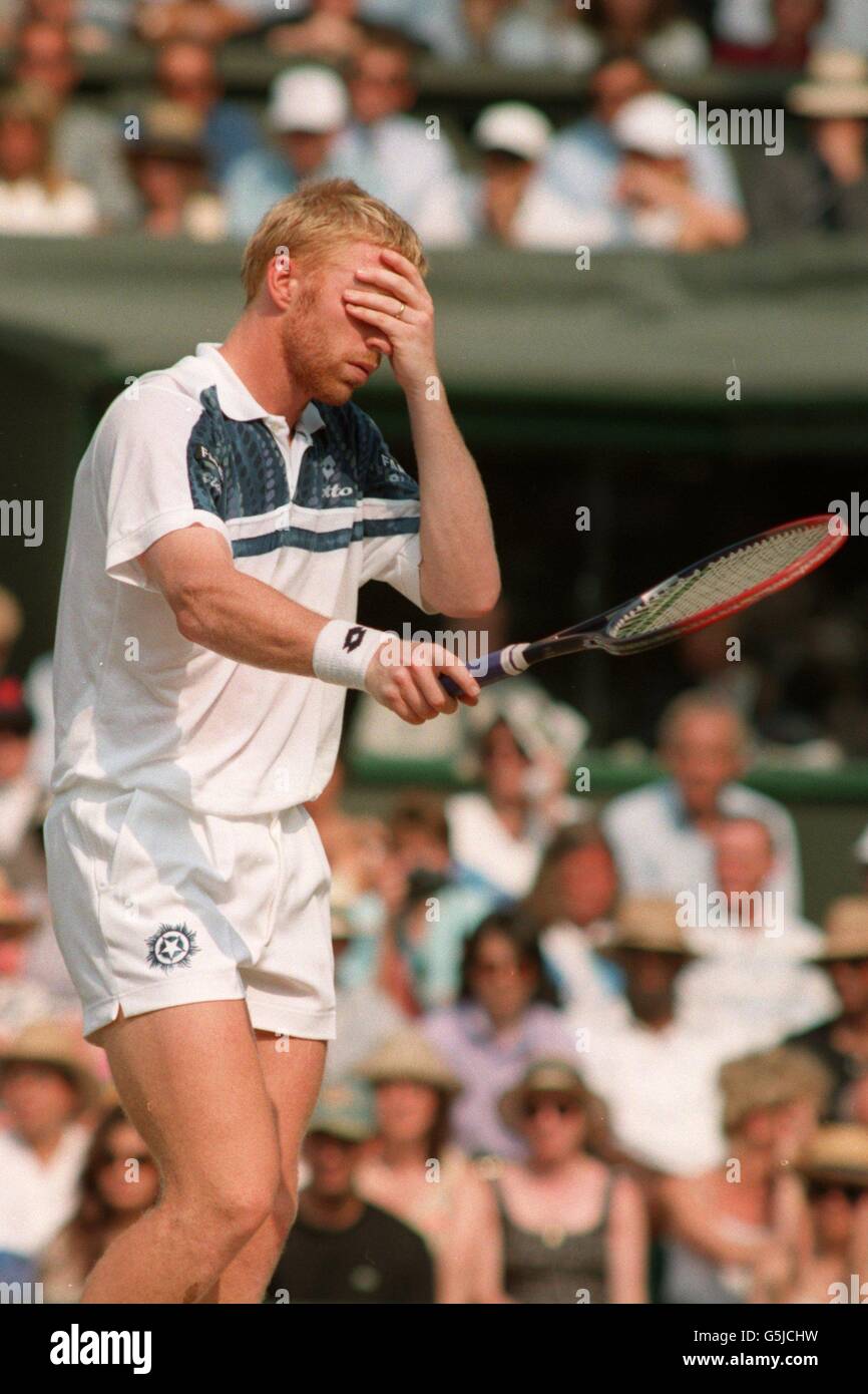 Becker wimbledon 1 hi-res stock photography and images - Alamy