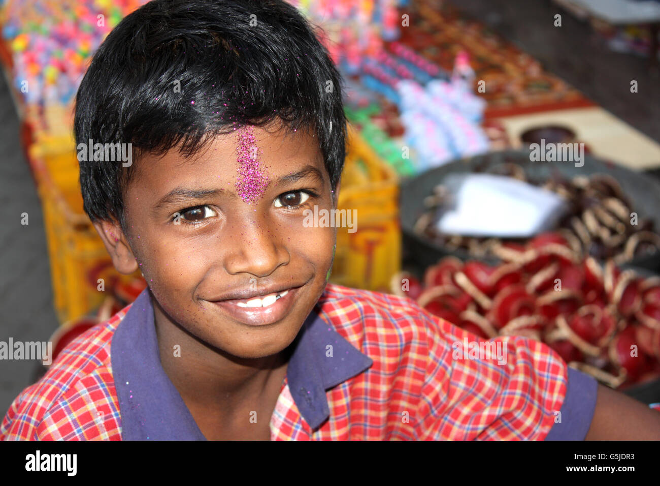 Vermilion on forehead hi-res stock photography and images - Alamy