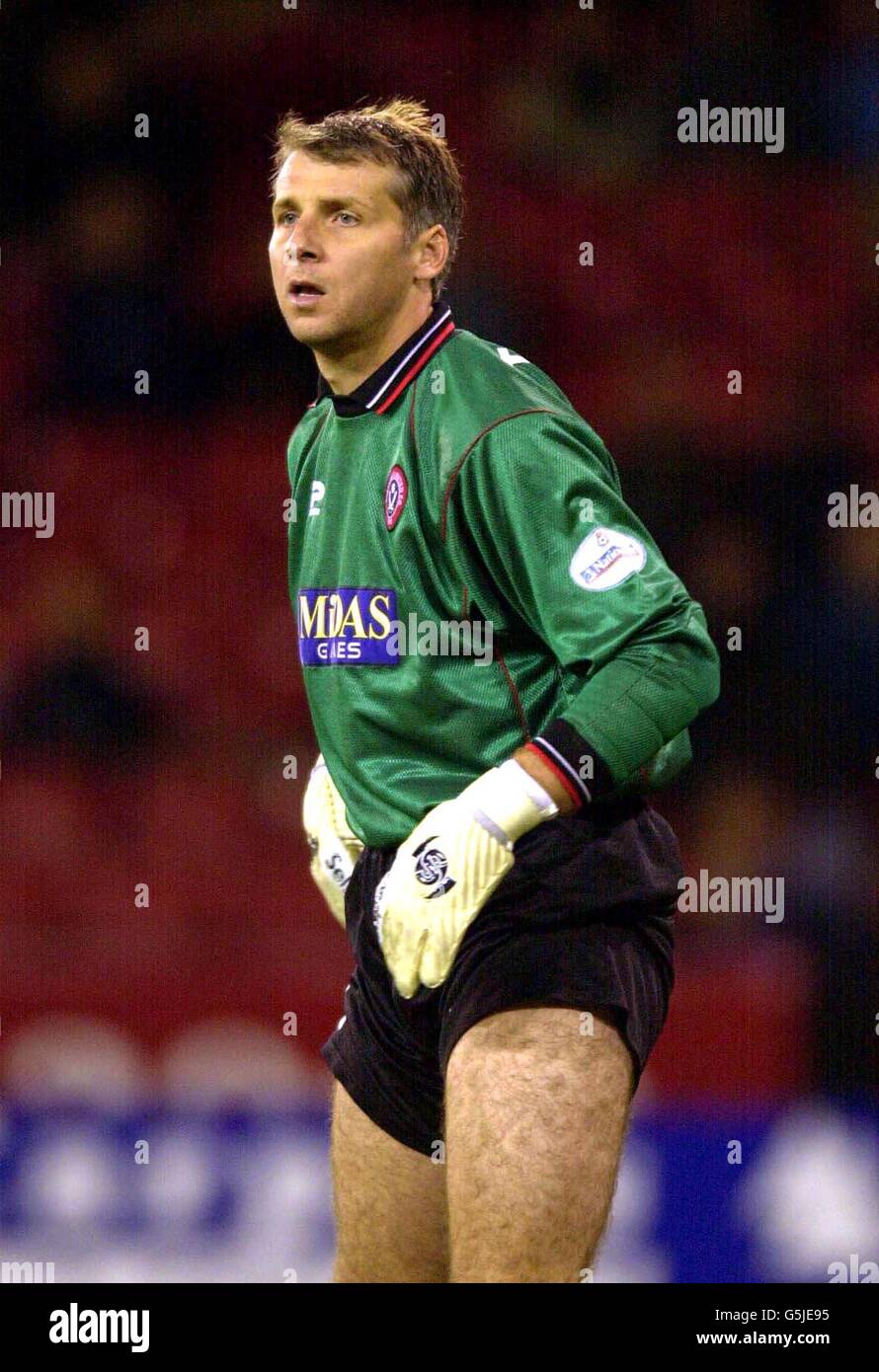 Sheffield United's Simon Tracey during the Nationwide Division One ...