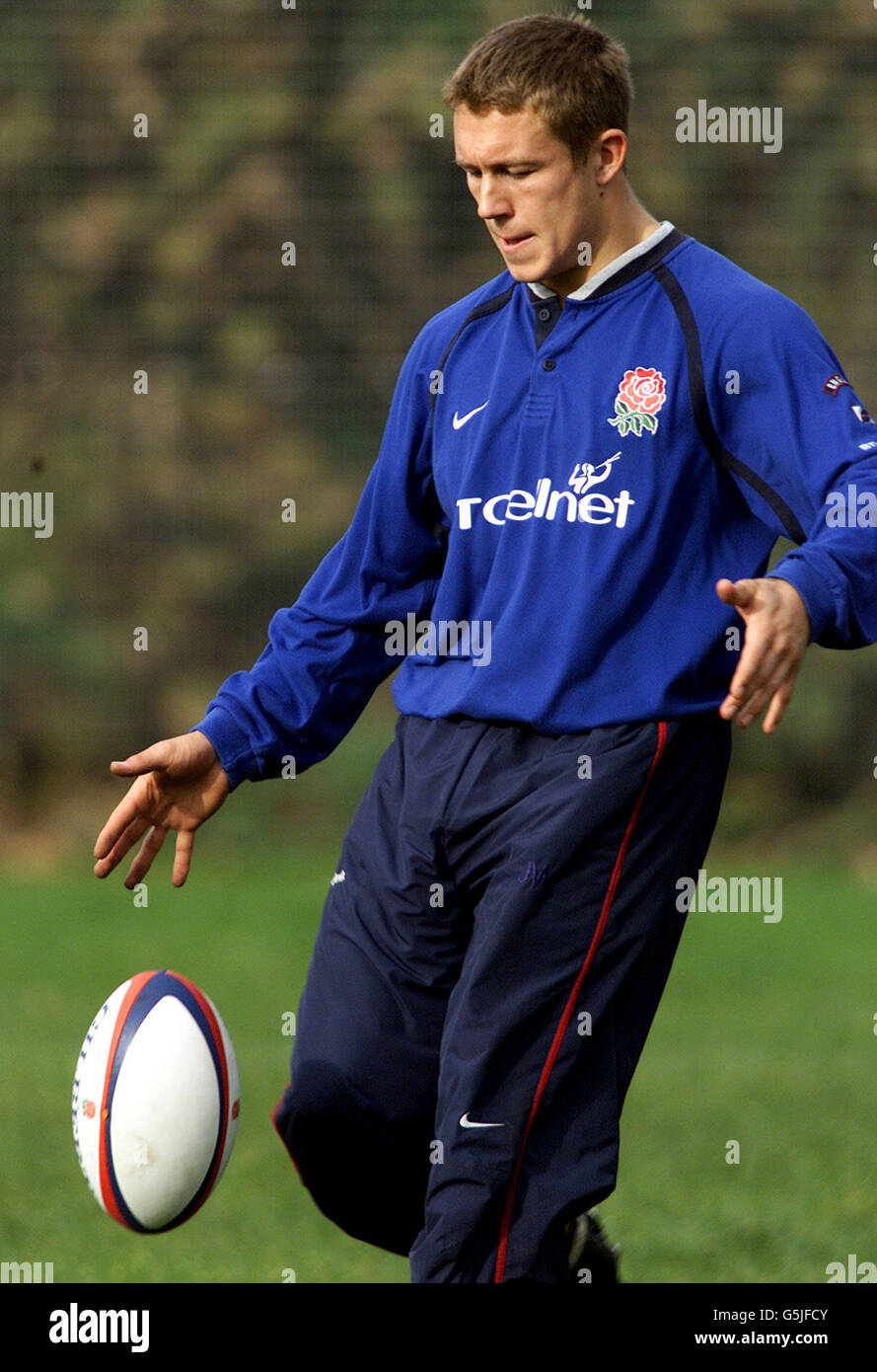 RUGBY UNION ENGLAND TRAINING JONNY WILKINSON Stock Photo - Alamy