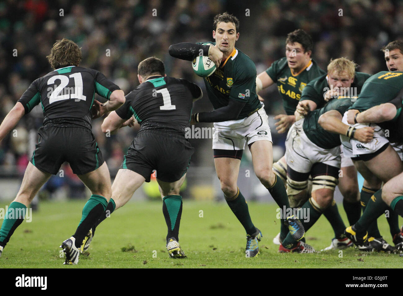 Ireland's Cian Healy and South Africa's Ruan Pienaar during the ...