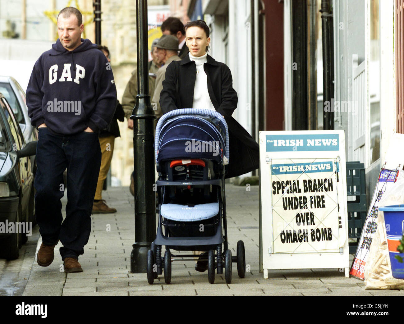 Newspaper headlines in omagh town centre hi-res stock photography and ...