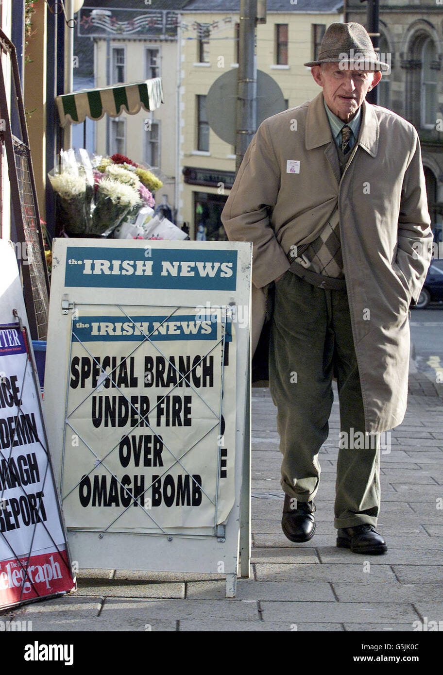 Newspaper headlines in omagh town centre hi-res stock photography and ...