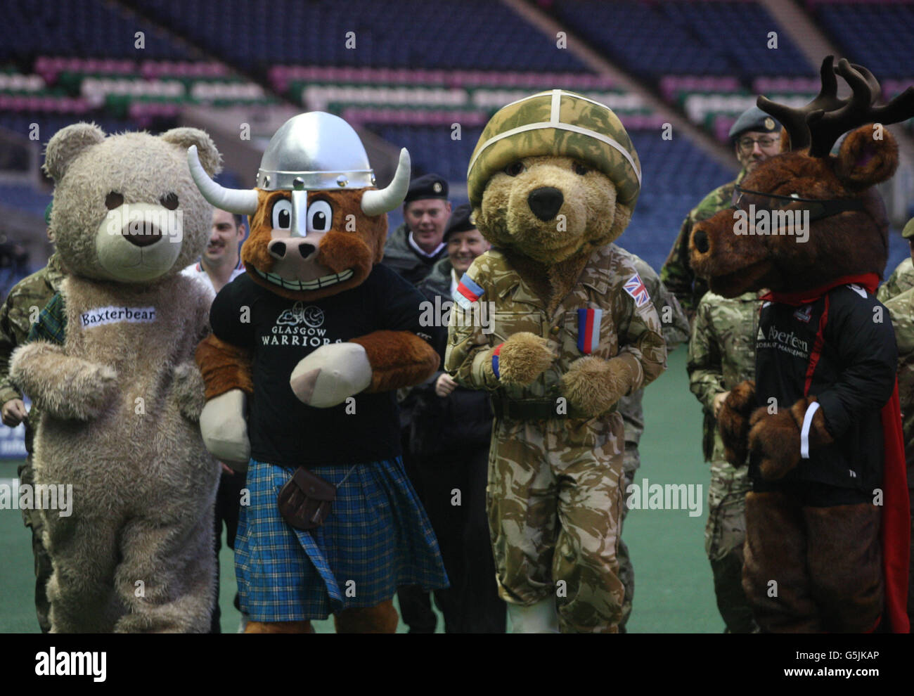 Edinburgh rugby mascot hi-res stock photography and images - Alamy