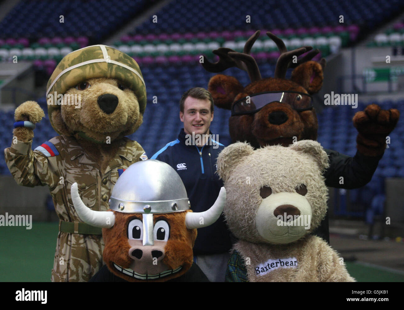 Rugby Union - Mascot Race - Murrayfield Stock Photo - Alamy