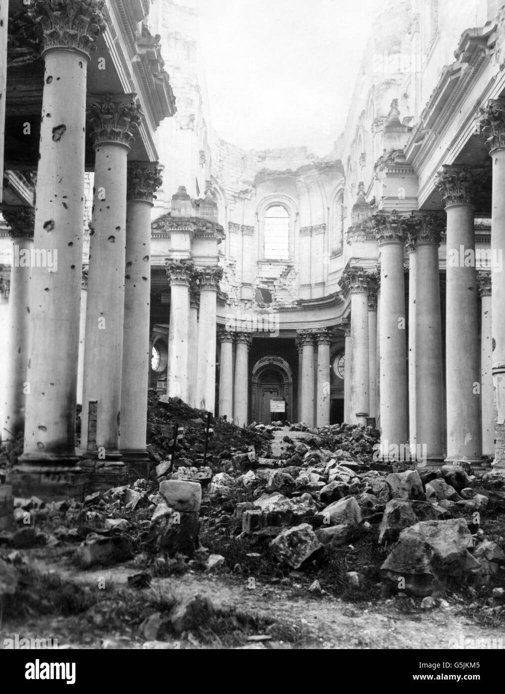 Interior world war military Black and White Stock Photos & Images - Alamy