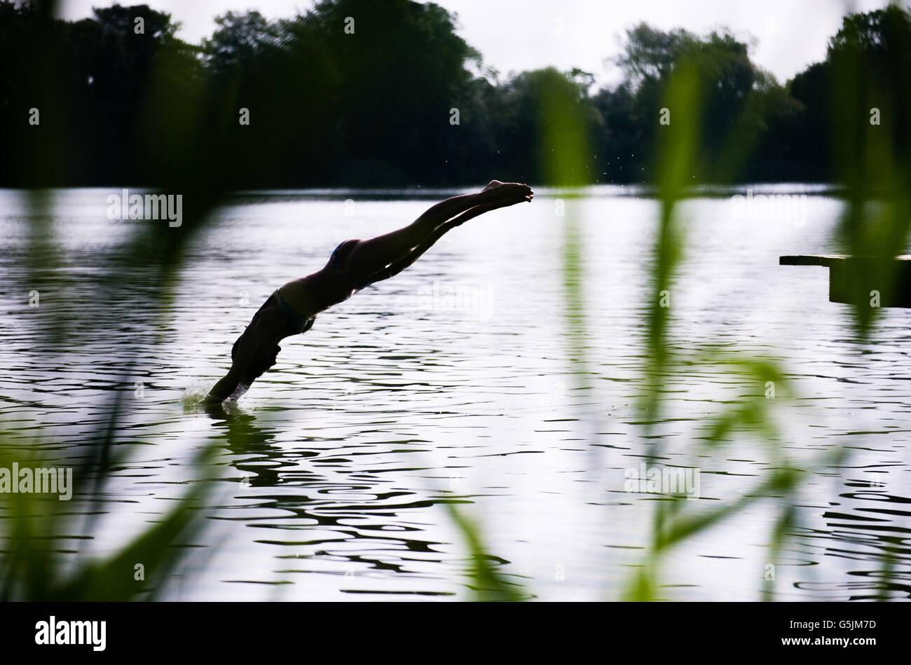 Jumping water leg splash hi-res stock photography and images - Alamy