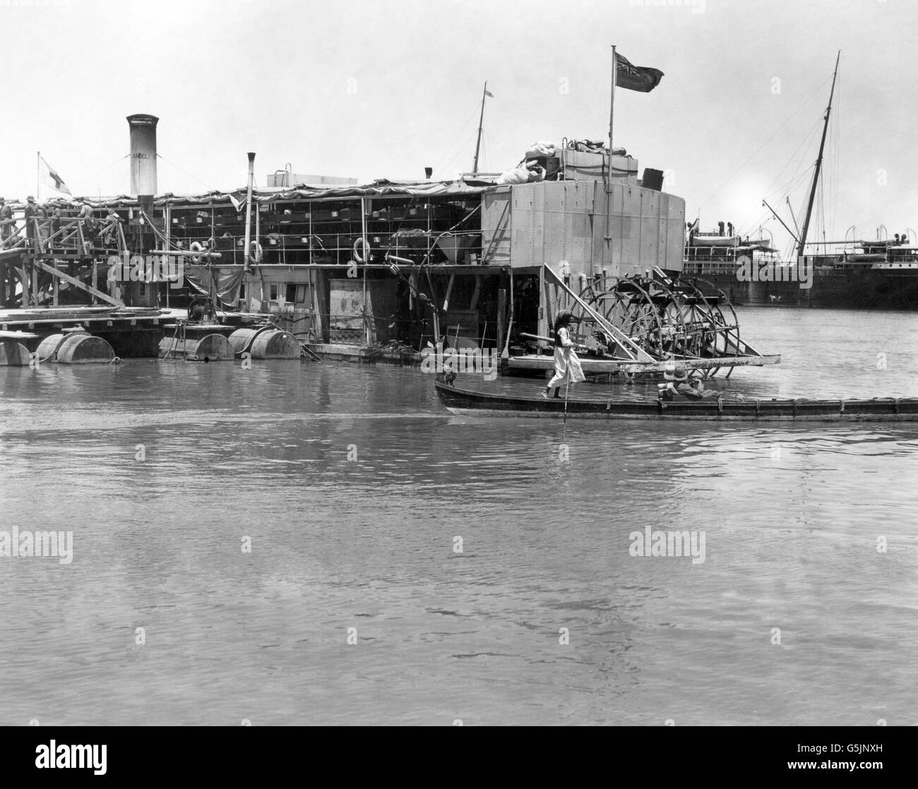World War One - Red Cross Ship - Basra Stock Photo - Alamy