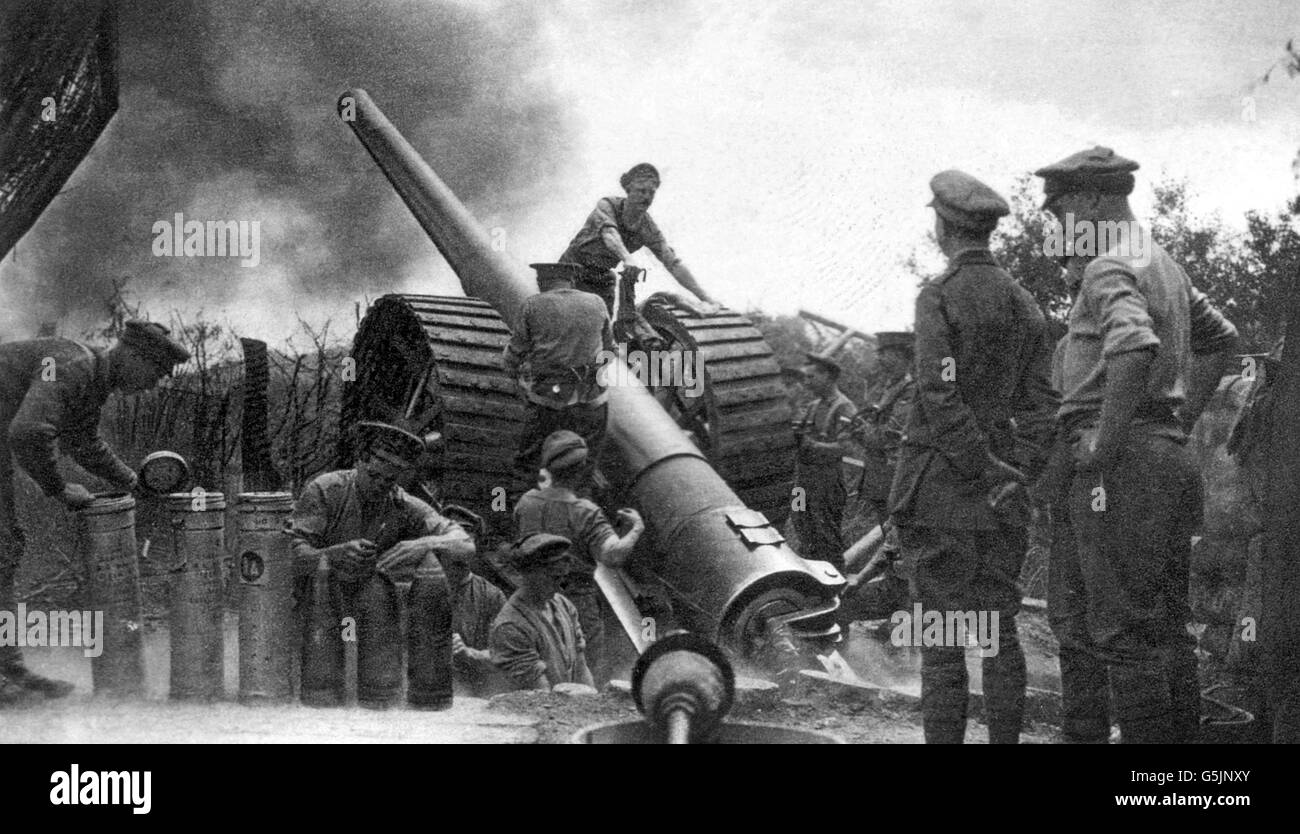 First world war artillery shells hi-res stock photography and images ...