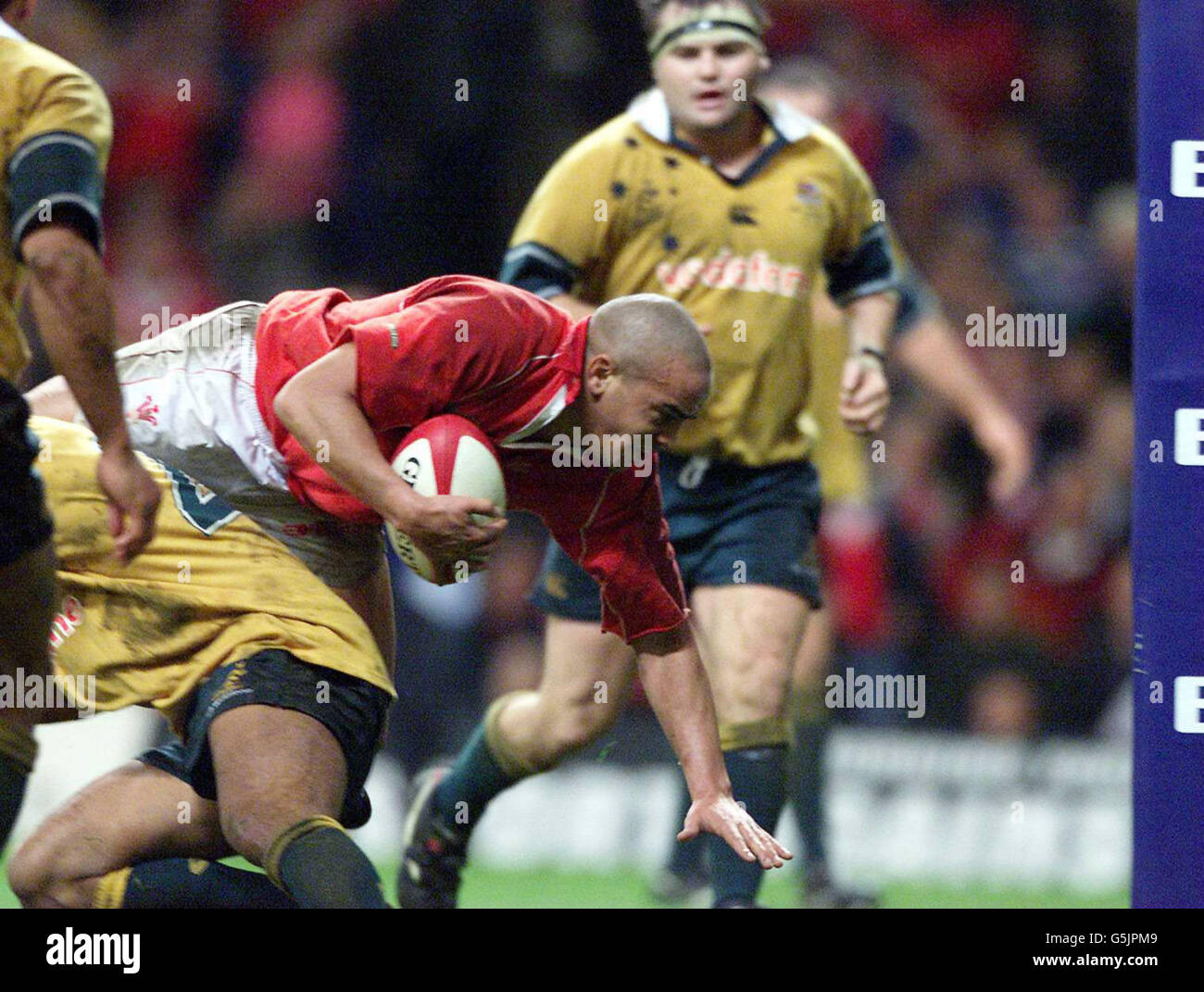 Wales v Australia. Wales' Gavin Thomas gets over Australian line for ...