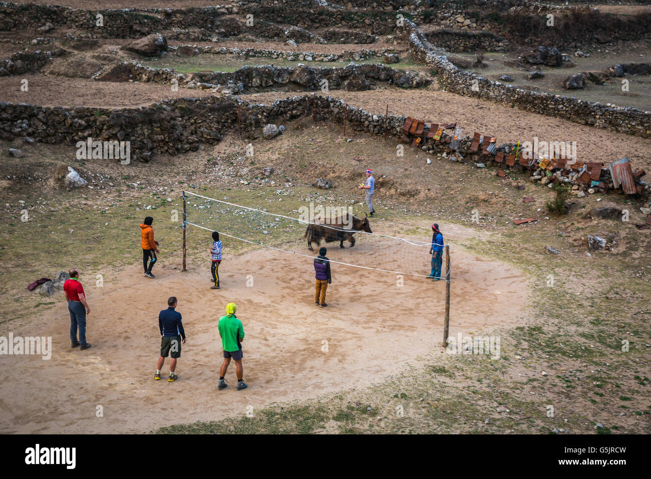 Track to Everest Base Camp Stock Photo - Alamy