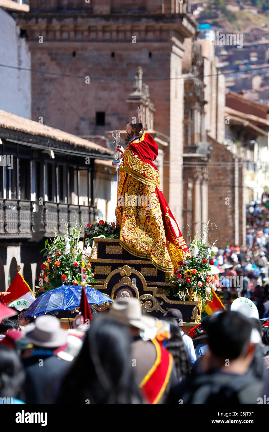 San Antonio Abad float and crowd, procession, Plaza de Armas, Corpus ...