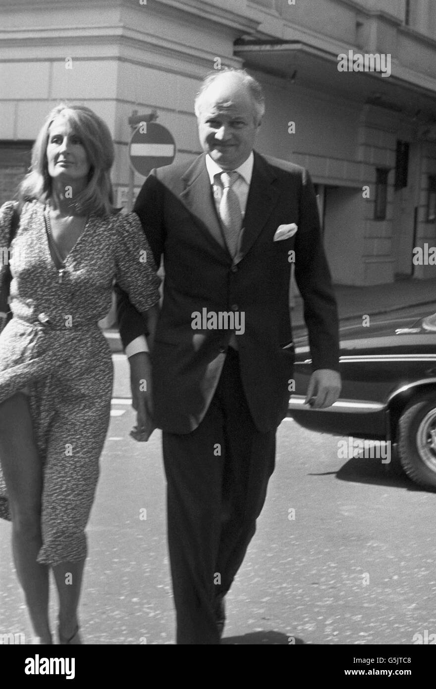 Millionaire businessman Sir James Goldsmith and lady Annabel Birley at ...