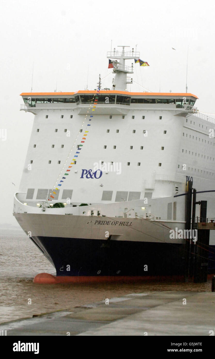 Pride of Hull ferry Stock Photo - Alamy