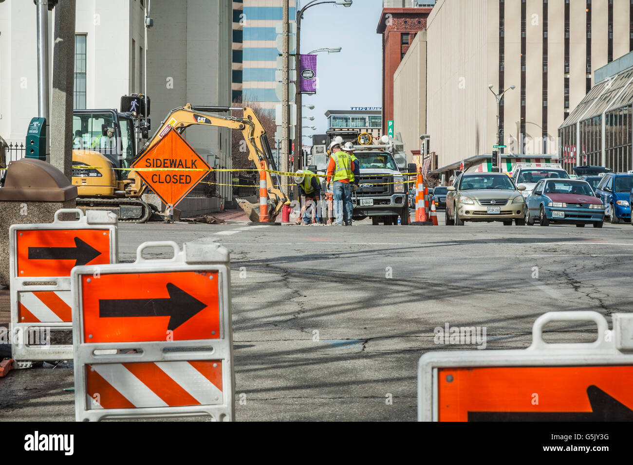 Downtown road construction barricades hi-res stock photography and ...