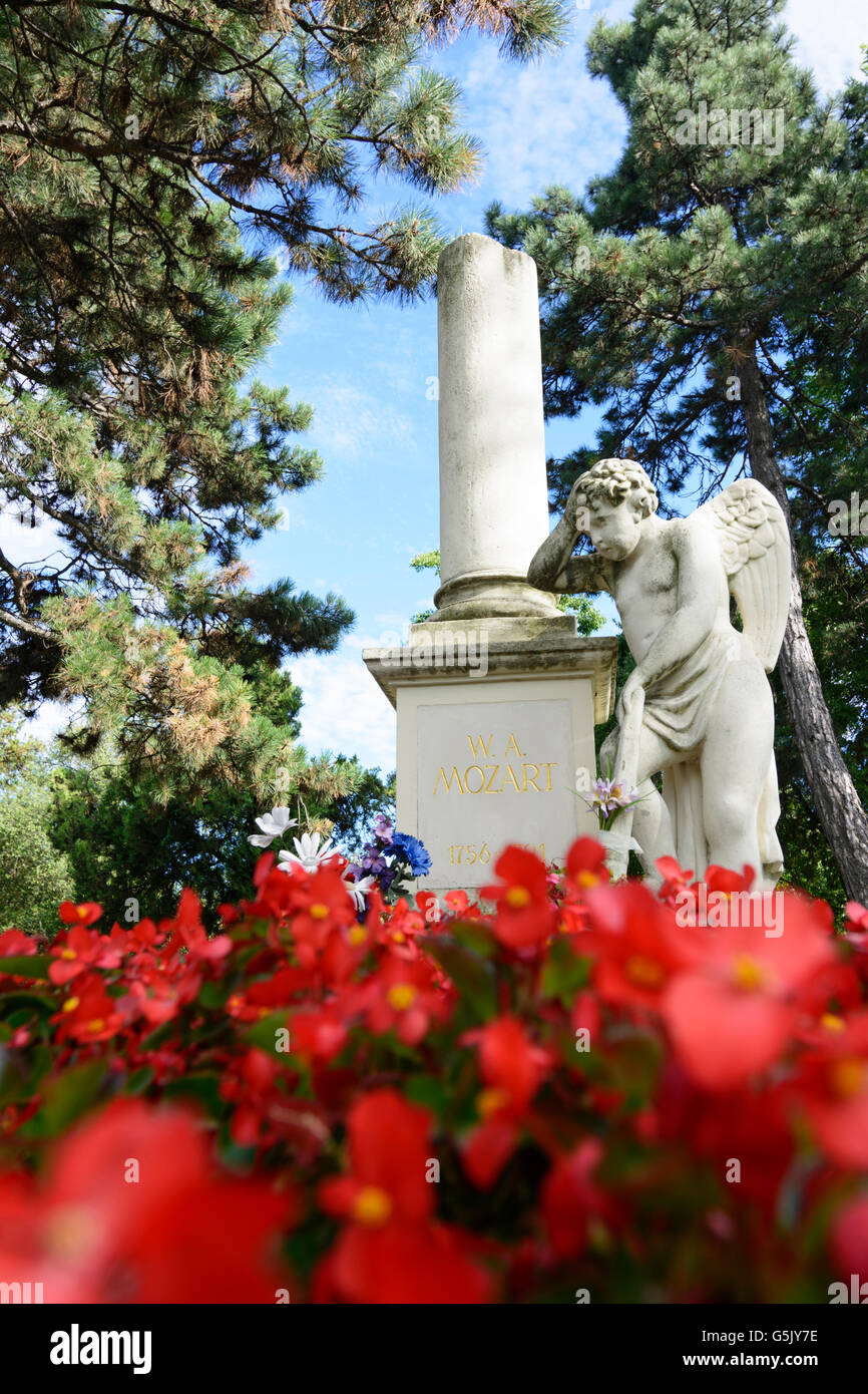 Common Grave High Resolution Stock Photography and Images - Alamy