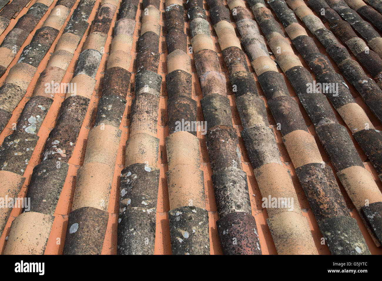 Spanish style roof hi-res stock photography and images - Alamy