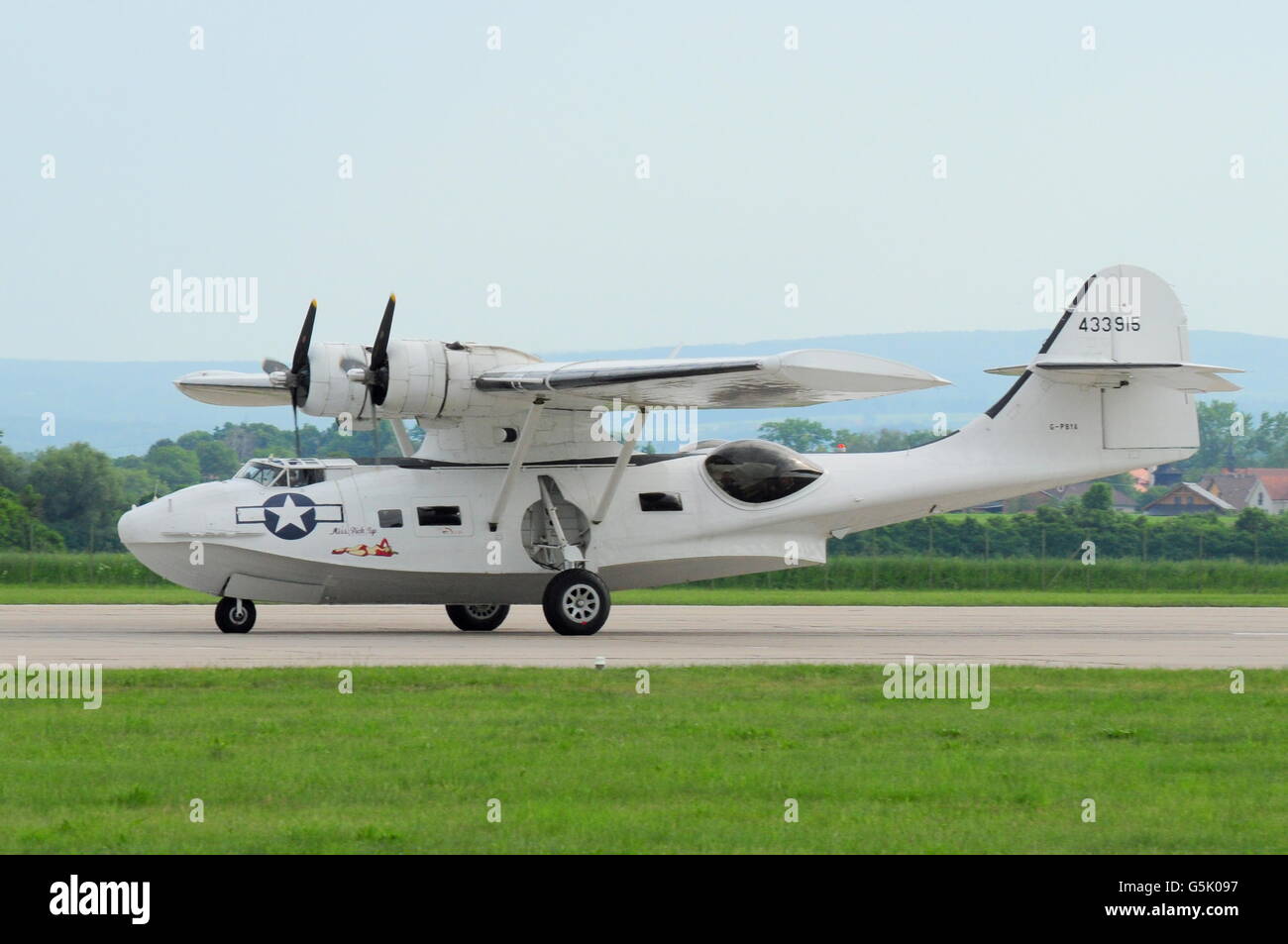 Catalina seaplane hi-res stock photography and images - Alamy