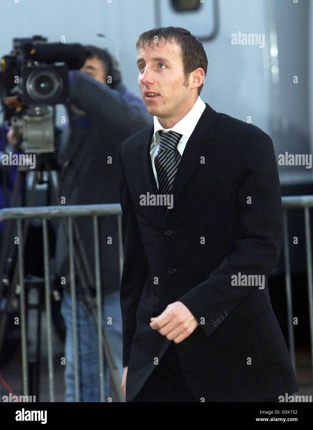 Leeds united footballer lee bowyer arrives hull crown court hi-res ...