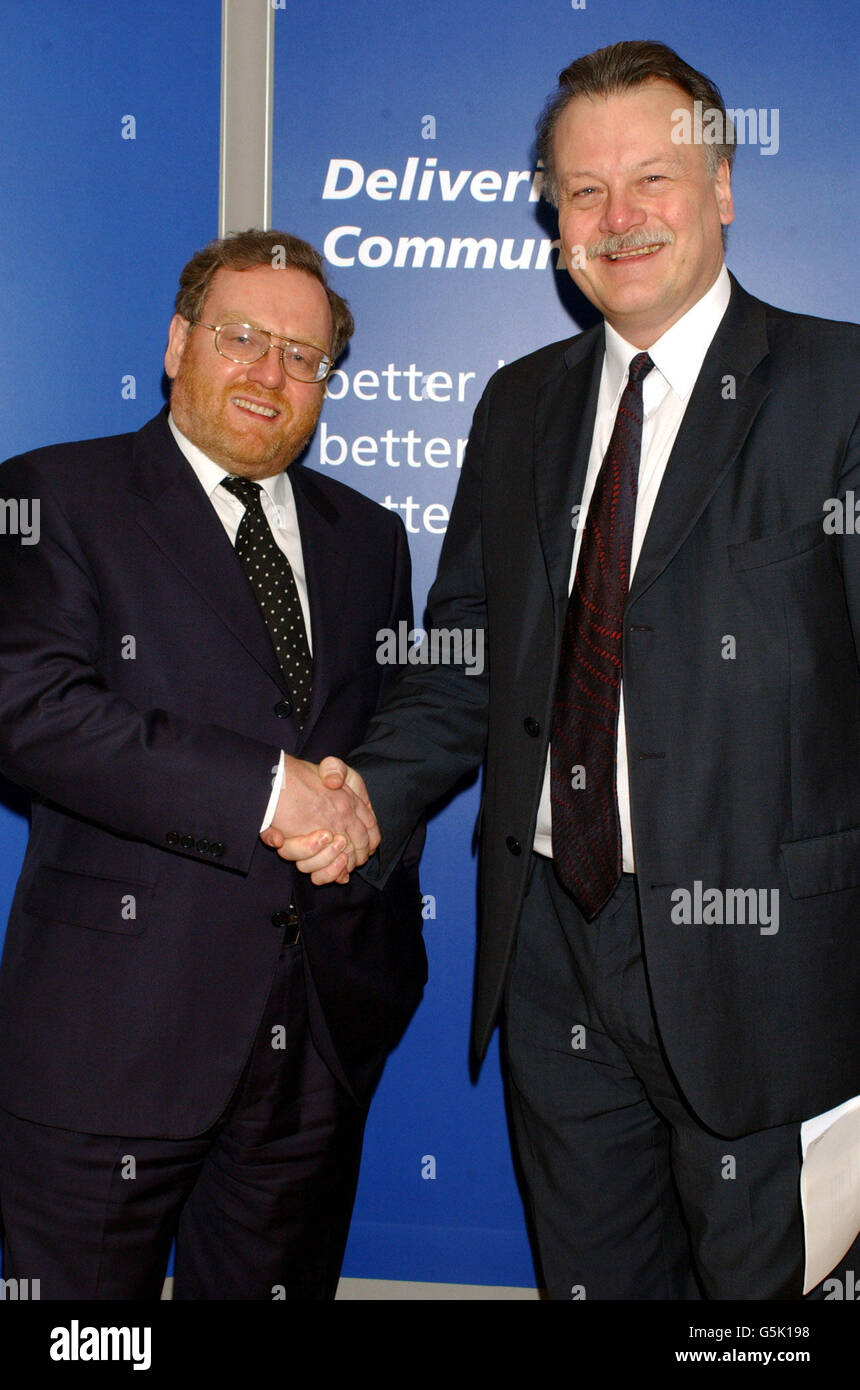 Labour mp john spellar hi-res stock photography and images - Alamy