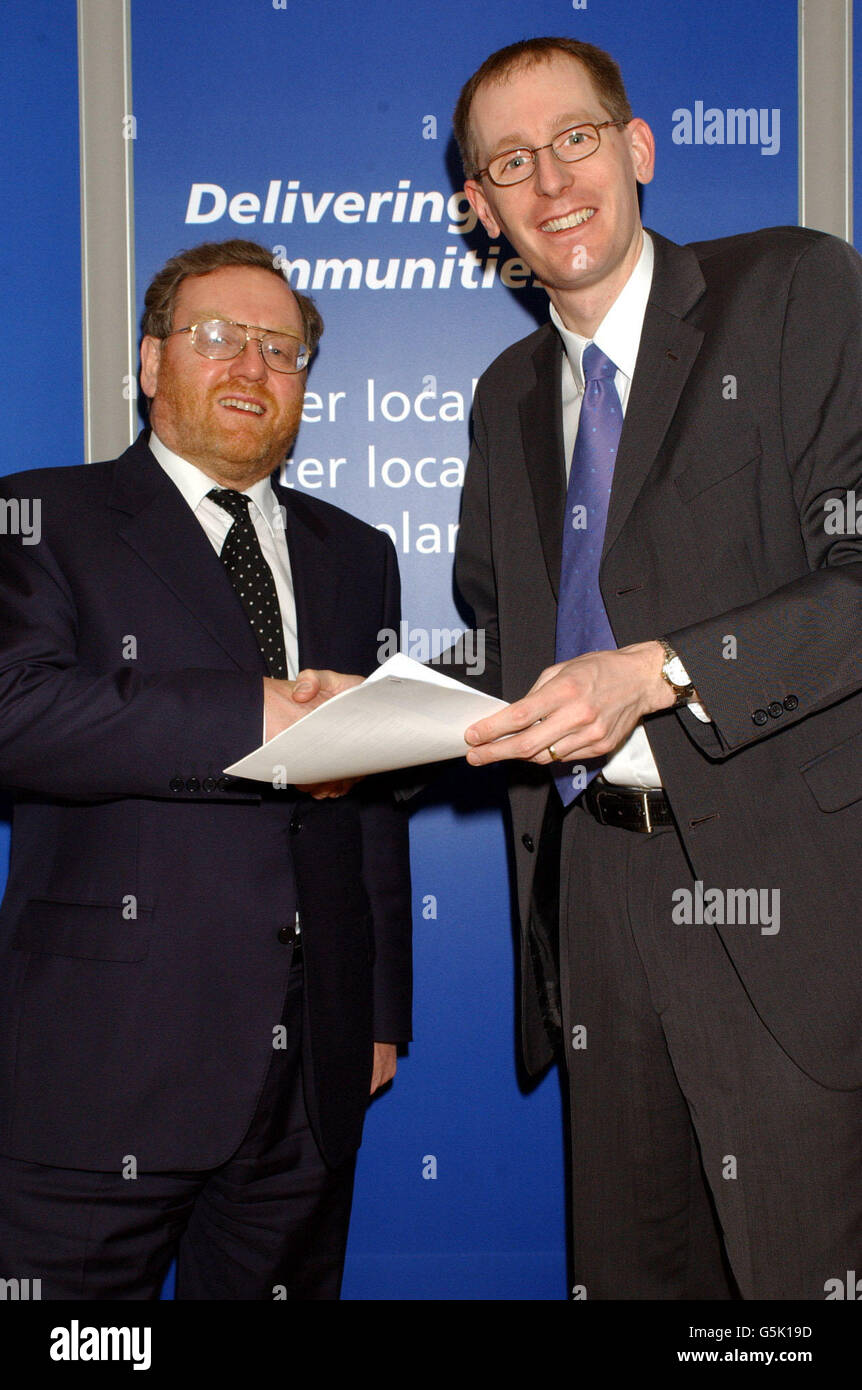 Minister for Transport, John Spellar meets Telford (Labour) MP David ...