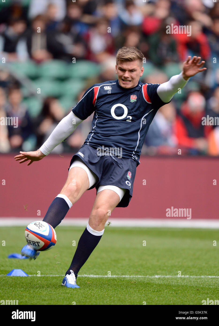 Owen farrell of england hi-res stock photography and images - Alamy