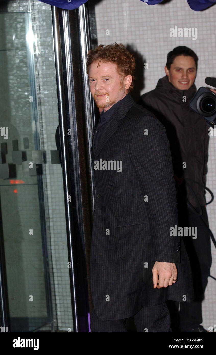 Celebrity music smiling redhead comgal awards hi-res stock photography ...