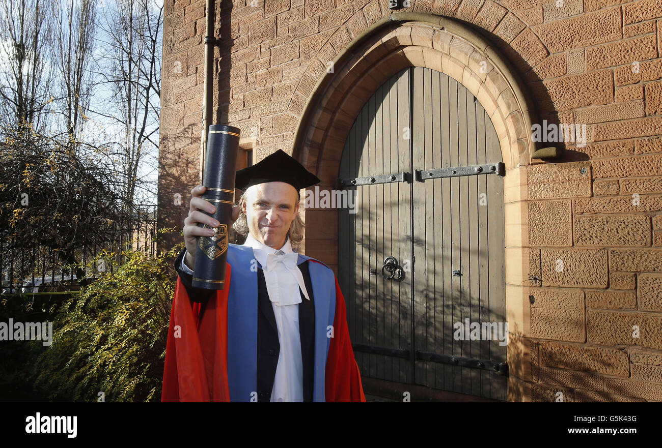 Fran healy honorary degree hi-res stock photography and images - Alamy