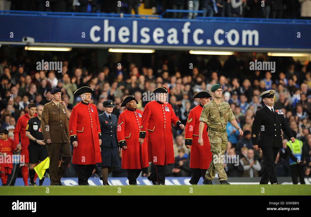 Chelsea Pensioners Walk High Resolution Stock Photography and Images ...