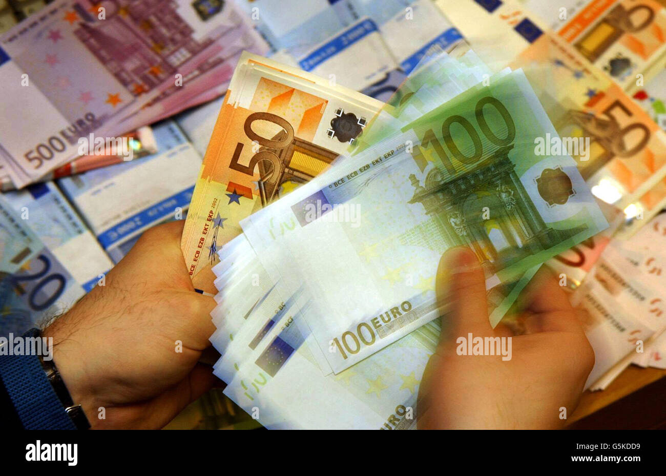 Euro notes training Stock Photo - Alamy
