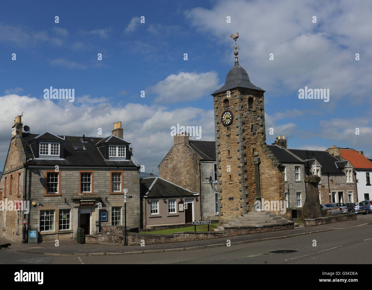 Clackmannan Tolbooth, Mercat Cross and Clack or Stone of Mannan ...
