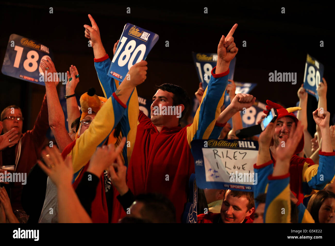 Darts - Grand Slam of Darts - Wolverhampton Civic Hall. Fans cheers a ...